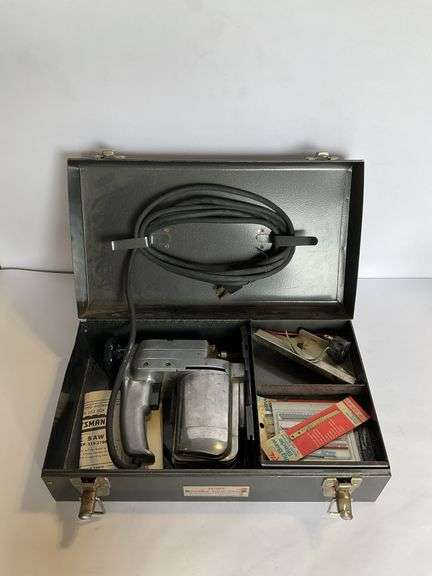 Sears power tool case with Sabre saw (powers on) and blades. - Hash ...