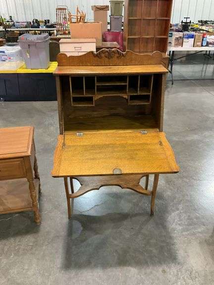 Oak Larkin style Secretary desk 2’3”x11”x3’11”. Pull needs attached ...