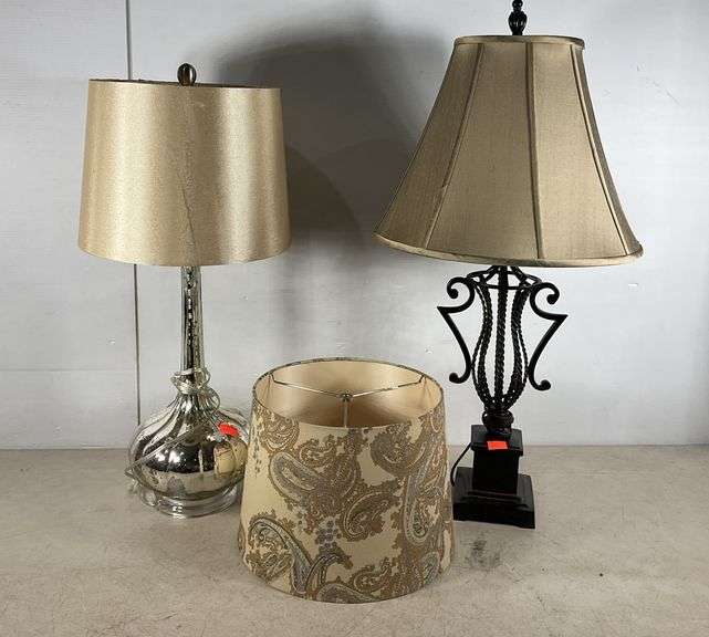 Two table lamps and extra shade - Hash Auctions