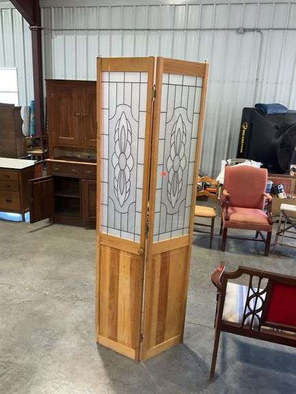 Pine Bi-fold room screen 6’6”x30” - Hash Auctions