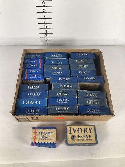 Ivory soap personal and medium size. - Hash Auctions
