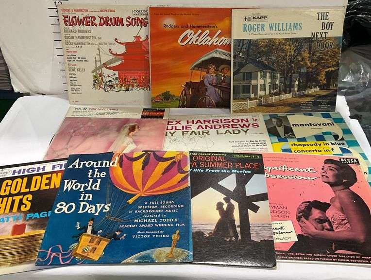 Vintage 33 RPM record albums - Hash Auctions