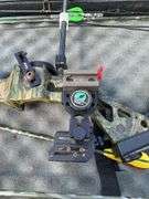 Four Runner High Country Vibra flex Armor. Compound Bow. With poly case ...