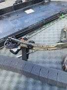 Four Runner High Country Vibra flex Armor. Compound Bow. With poly case ...