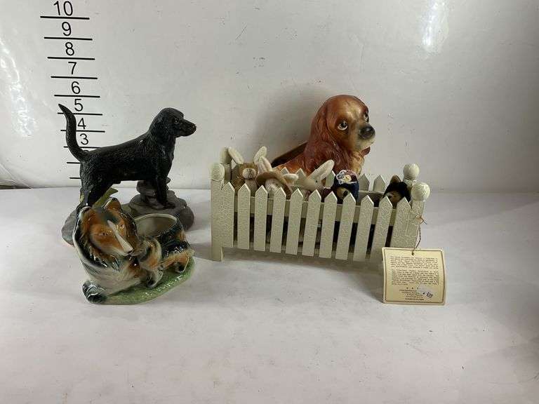 Three dog figurines, one is Napcoware and a Boyd’s collection - Hash Auctions
