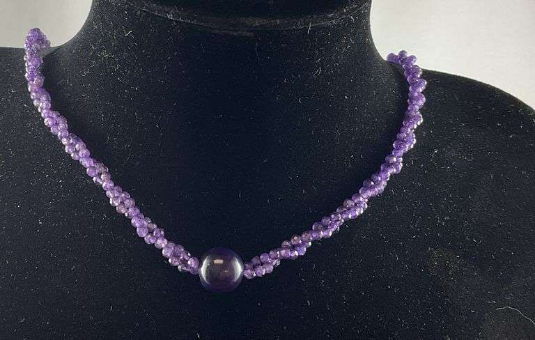 Amethyst beaded necklace 20in - Hash Auctions
