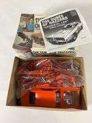The Dukes of Hazard General Lee Dodge Charger AMT model. Looks complete ...