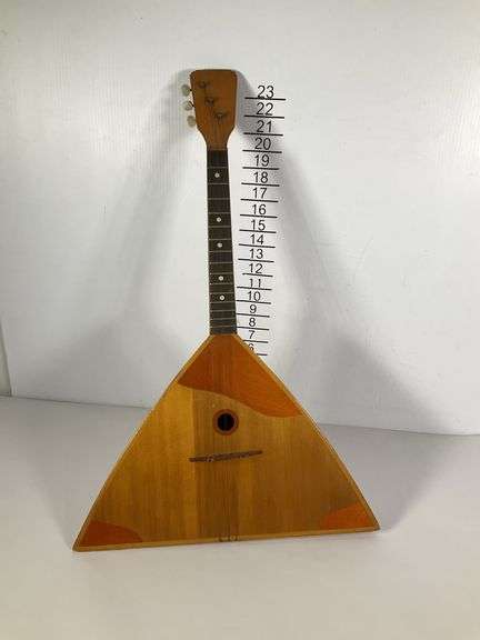 Balalaika musical instrument - Hash Auctions