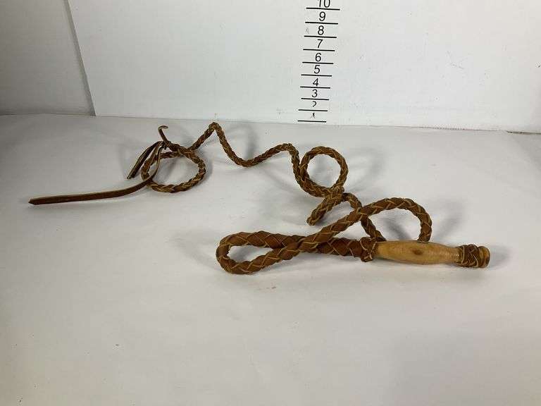 Handmade leather braided bull whip. 8 ft - Hash Auctions