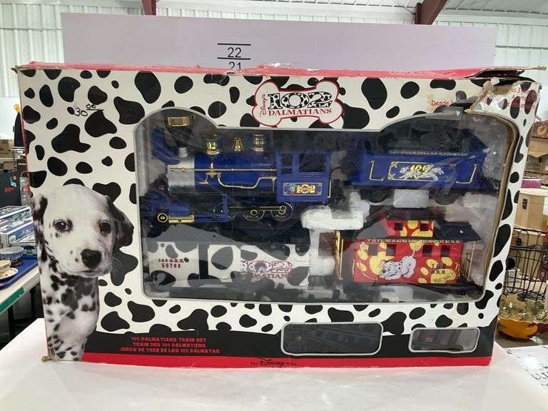 Disney 102 Dalmatian train set. - Hash Auctions