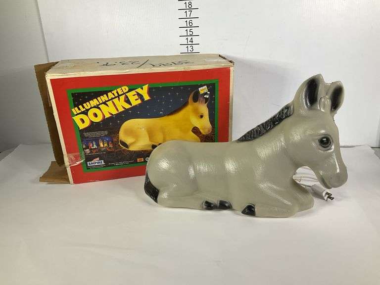 Illuminated donkey blow mold. Works. - Hash Auctions