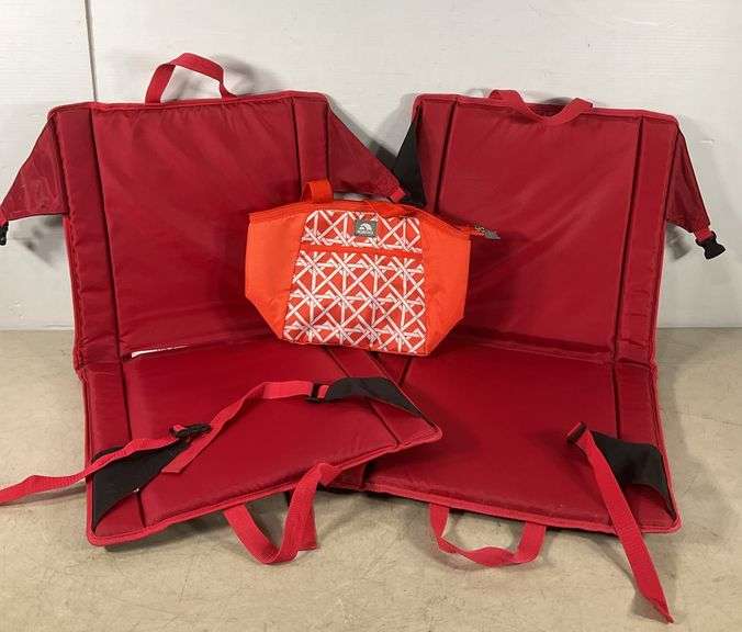 Microcore stadium chairs and igloo bag. - Hash Auctions