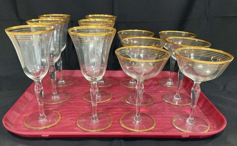 12 gold rim stem glasses - Hash Auctions