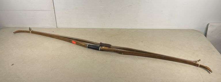 Two Recurve Bows, Including Shakespeare Parabow Model B-7 Comet - Hash ...
