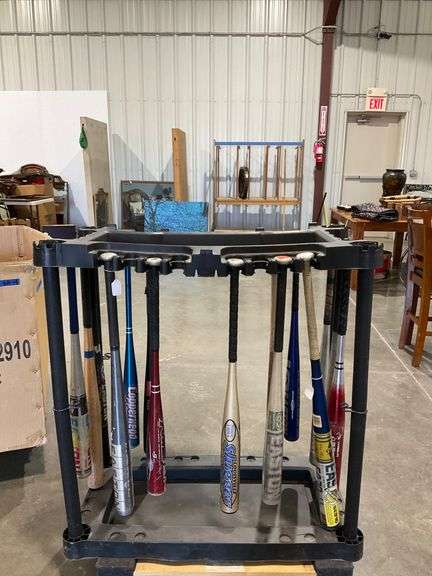 Rubbermaid Bat Holder With 15/Multiple Baseball and Softball Bats ...