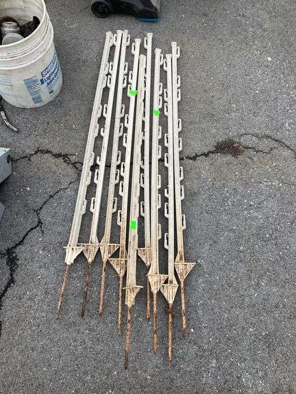 Set of Nine Electric Fence Posts - Hash Auctions