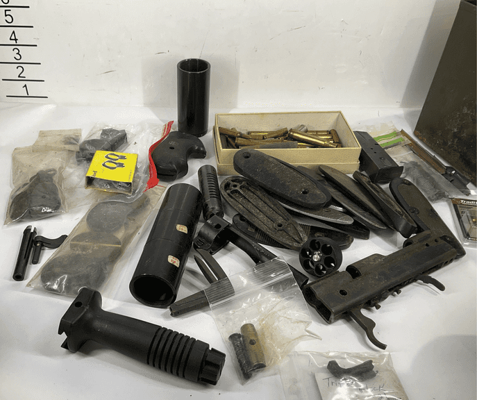 Ammo box with butt plates, 9 mm clip, door, light, rifle, scope, mounts ...