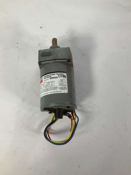 Dayton 4Z065A Permanent Split Capacitor Gear Motor - Hash Auctions