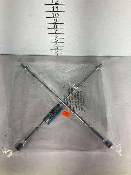 20-Inch Power Torque Metric Lug Wrench - Hash Auctions