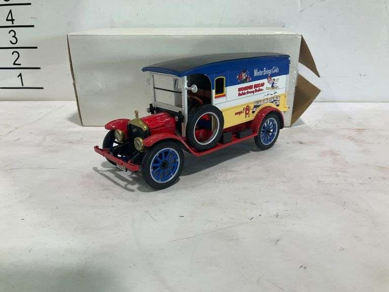 1920 White Delivery Van Model with Winter Brings Coca-Cola Graphics ...