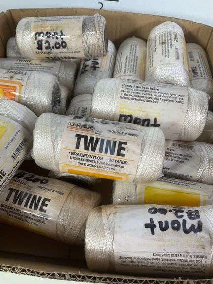 Box of U-Haul Branded Nylon Twine Bundles - Hash Auctions
