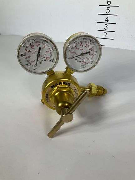 Harris Model 425-200 Gas Regulator with Dual Gauges and Brass ...