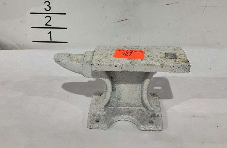Cast Iron Miniature Anvil - Hash Auctions