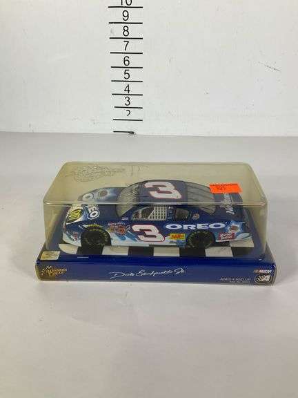 2002 NASCAR Die-Cast Monte Carlo #3 Oreo Ritz Winners Circle ...
