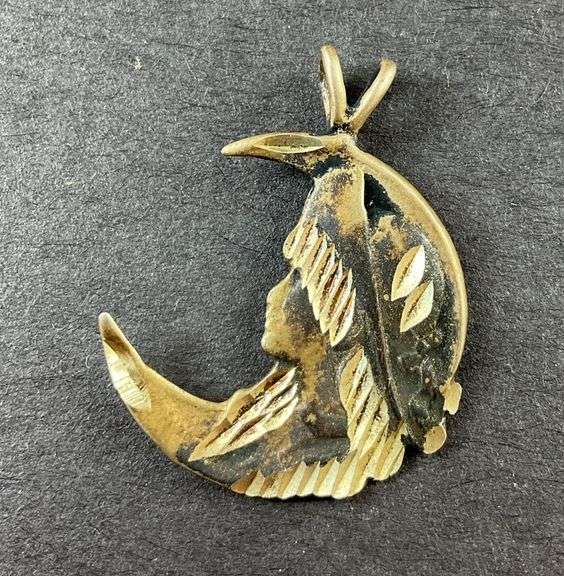 Native American on moon pendant 1.7 grams Sterling Silver size 1in ...