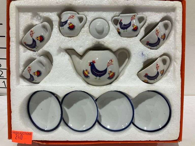 Miniature Ceramic Tea Set with Chicken Motif, 10 Pieces - Hash Auctions