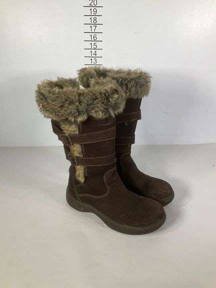 L.L. Bean Brown Suede Women’s Winter Boots with Faux Fur Trim - Hash Auctions