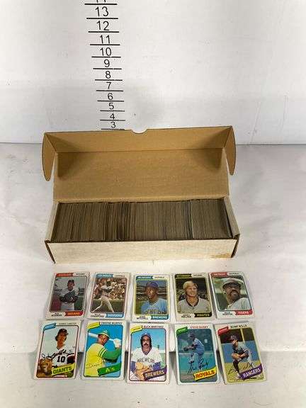 1974 and 1980 Topps Baseball Card Collection in Card Storage Box - Hash ...