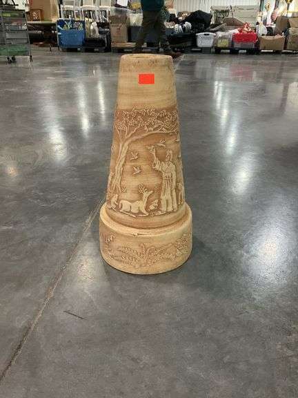 Classical clay garden Clay pedestal, 19”H - Hash Auctions