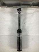 Husky Click Torque Wrench with Case - Hash Auctions