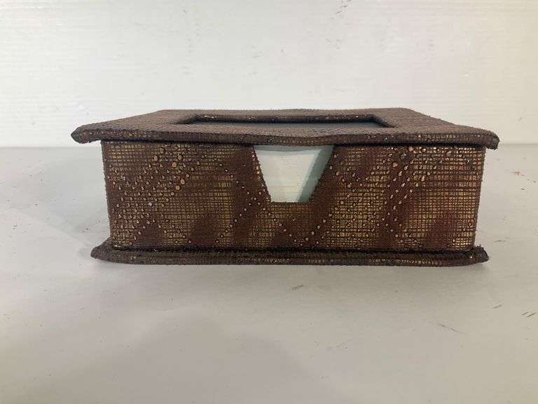 Textured Sticky Notes Hideaway Box with Hinged Lid - Hash Auctions