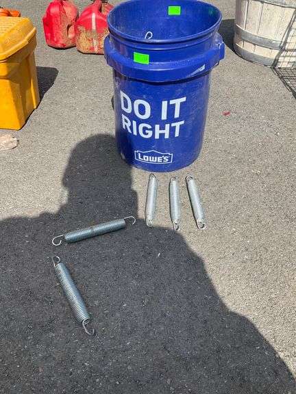 Blue Plastic Bucket Containing Metal Springs - Hash Auctions