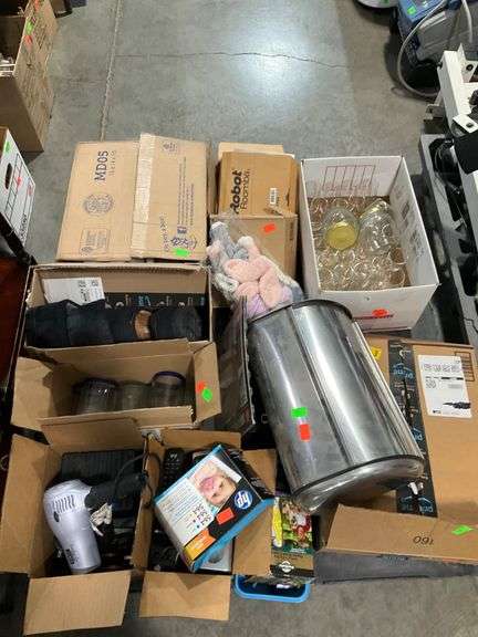 Pallet Lot: Household Items and Glassware in Multiple Boxes - Hash Auctions