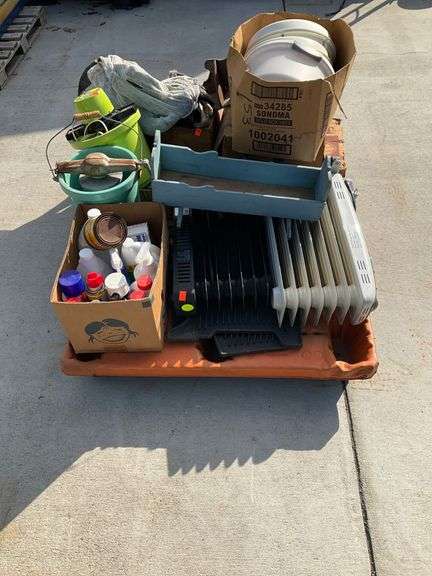 Pallet Lot of Household and Miscellaneous Items - Hash Auctions