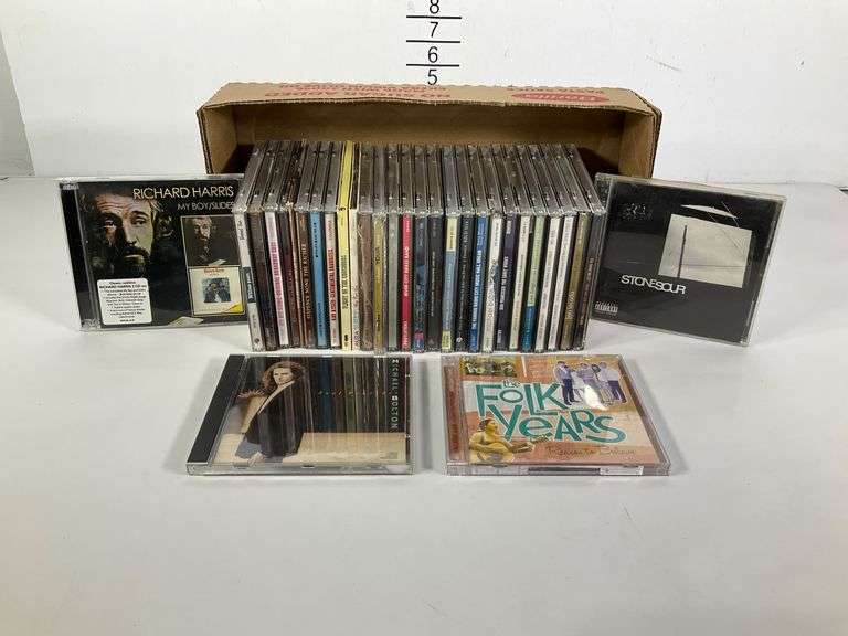 Music CDs Featuring Various Artists and Genres - Hash Auctions