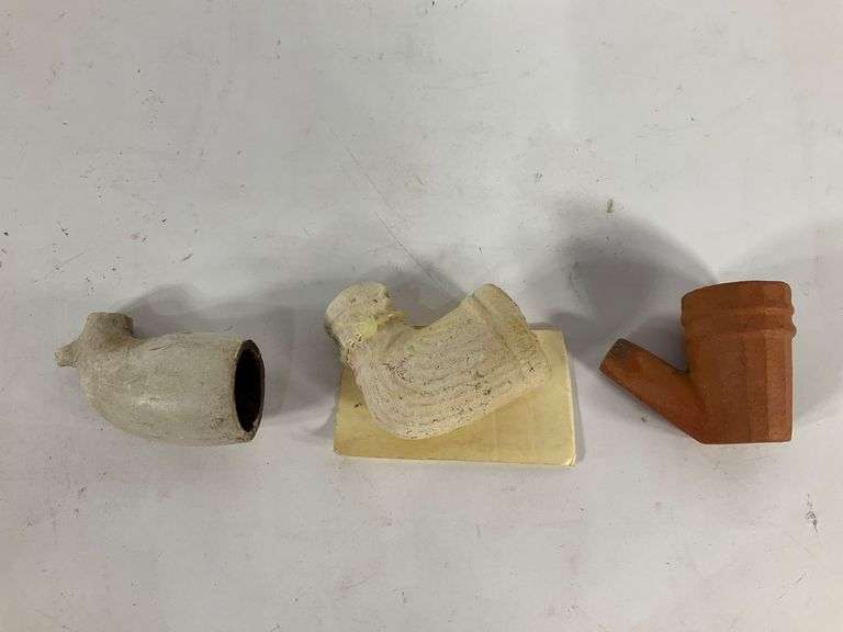Three Clay Pipe Bowls Including Pamplin Pipe Co., 1950s - Hash Auctions
