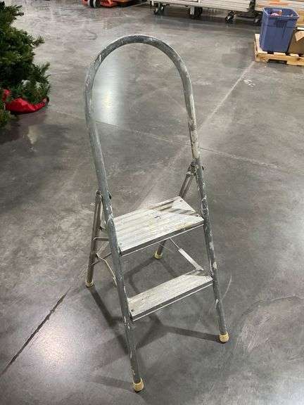 Metal Two-Step Folding Ladder with Rubber-Capped Feet - Hash Auctions