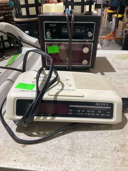 Sony ‘Dream Machine’ ICF-C25 Clock Radio and RCA Vintage Clock Radio ...