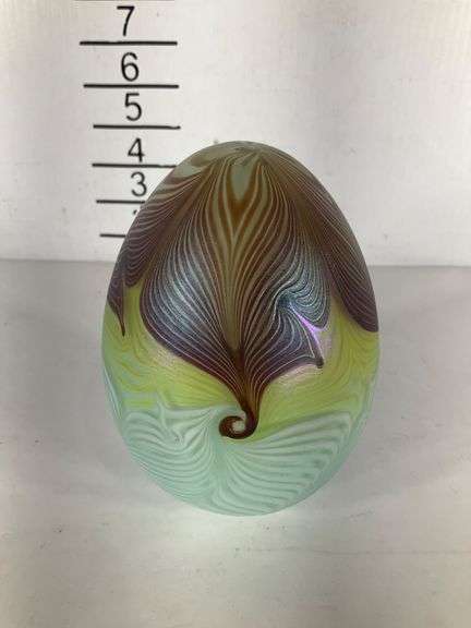 Iridescent Art Glass Egg with Swirled Pattern Design - Hash Auctions