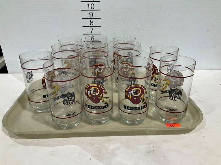 Set of 12 NFL-Themed Glasses Featuring Washington Redskins Logos - Hash ...