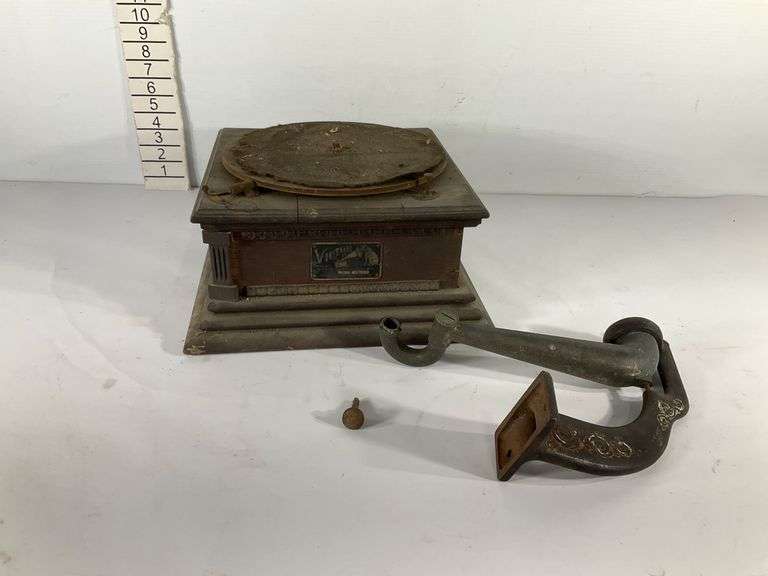 Victor Talking Machine Phonograph Parts Including Base and Metal ...