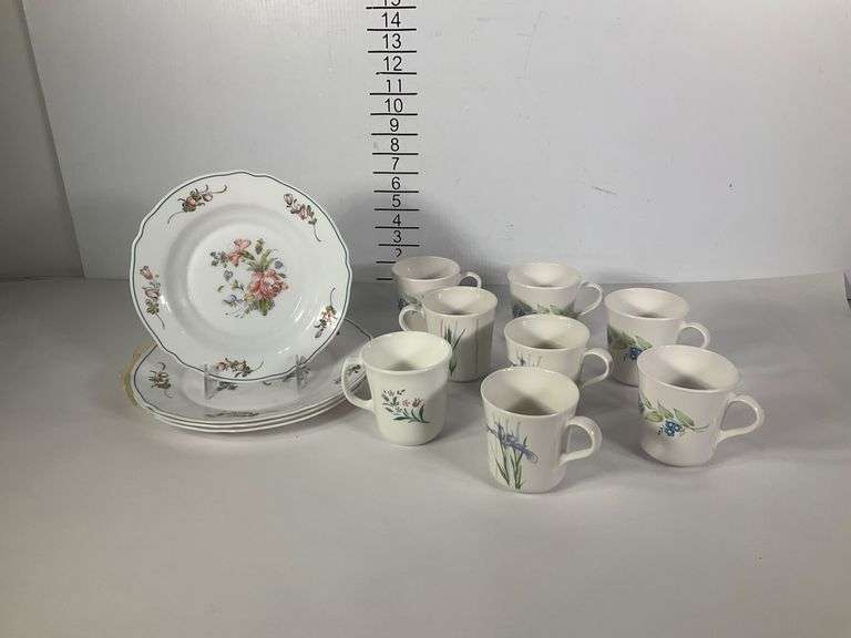 Four Arc France Plates and Bowl set and Eight Corelle Stoneware Mugs ...
