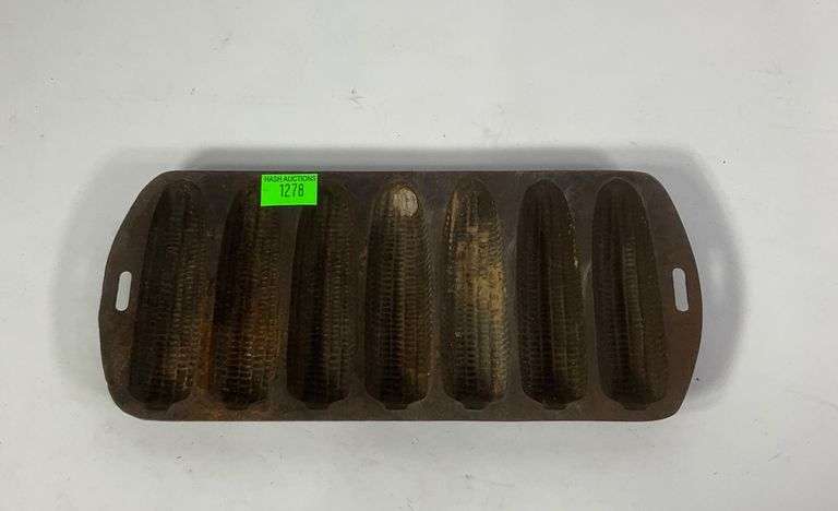 Cast Iron Cornbread Mold with Corn Cob Shape - Hash Auctions