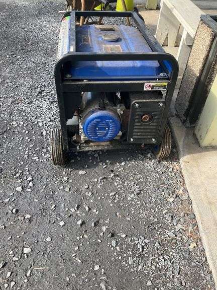 Chicago Electric Portable Generator, 6500 Rated Watts/7000 Max Watts ...