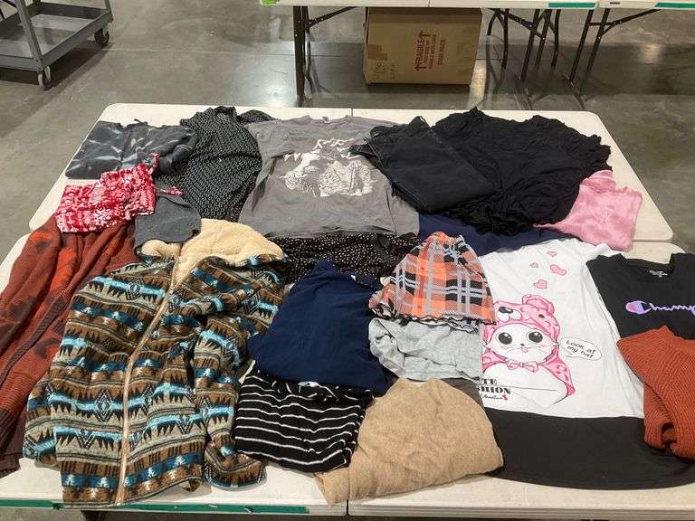 Assorted Clothing Lot With Jackets, Shirts, and Pants - Hash Auctions