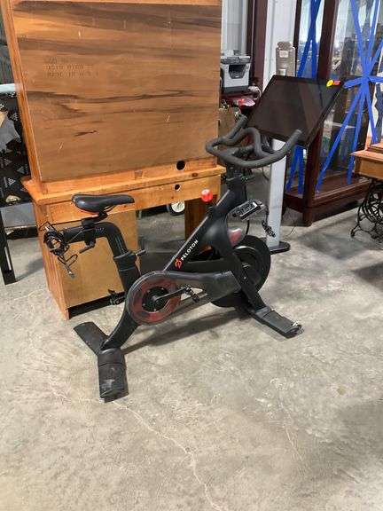 Peloton Exercise Bike with Touchscreen Display - Hash Auctions